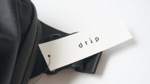 iPadユーザーのためのボディバッグ「HALF DAYPACK(ハーフデイパック)」開封&レビュー | no.40810